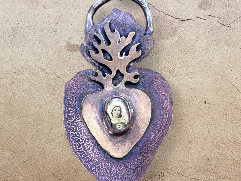 Sacred Heart Amulet | Silver Frog Studio